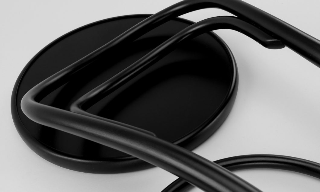 Ton launches a new visual identity: the logo will lose the chair but ...