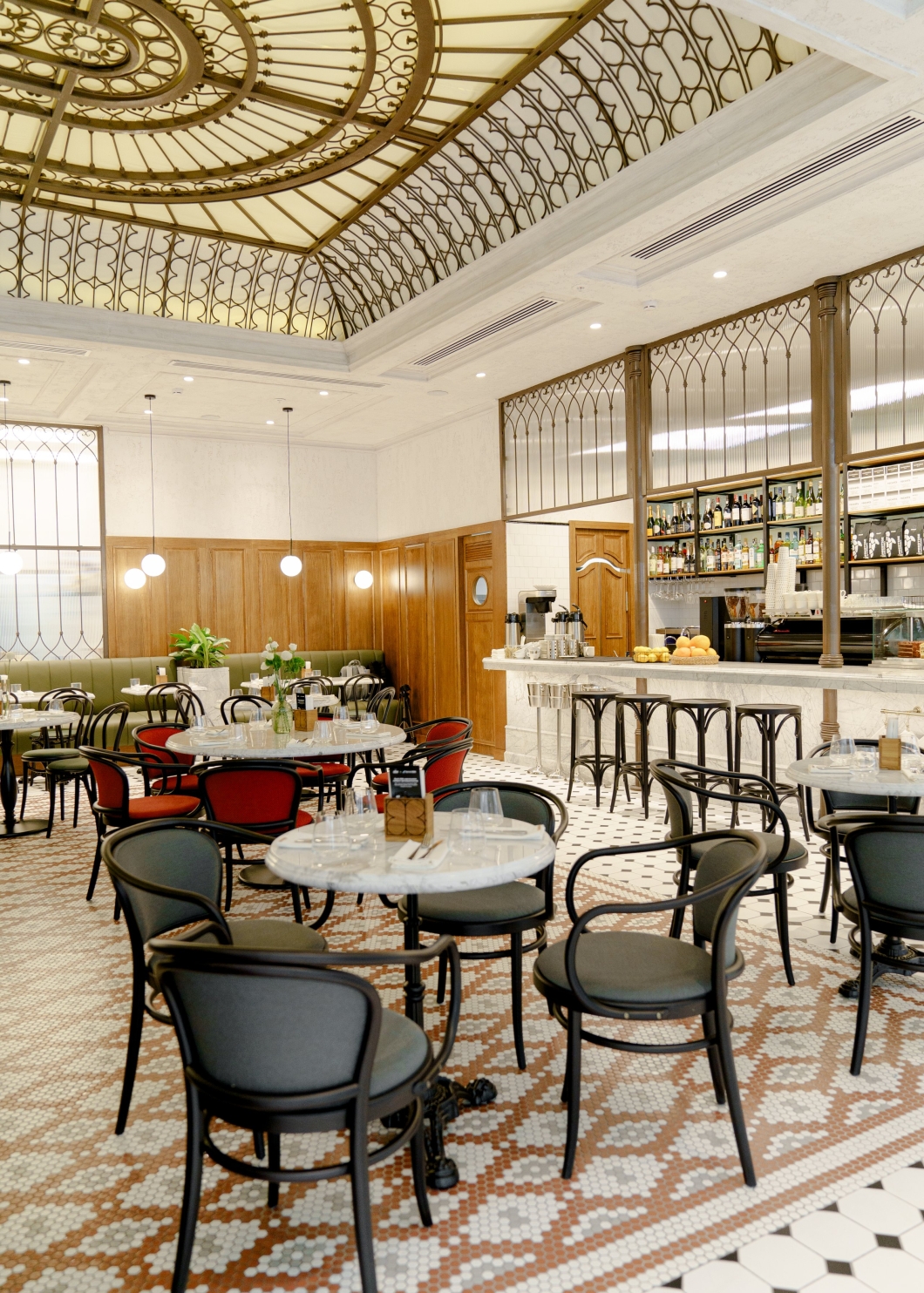 Cafeteria | Ton