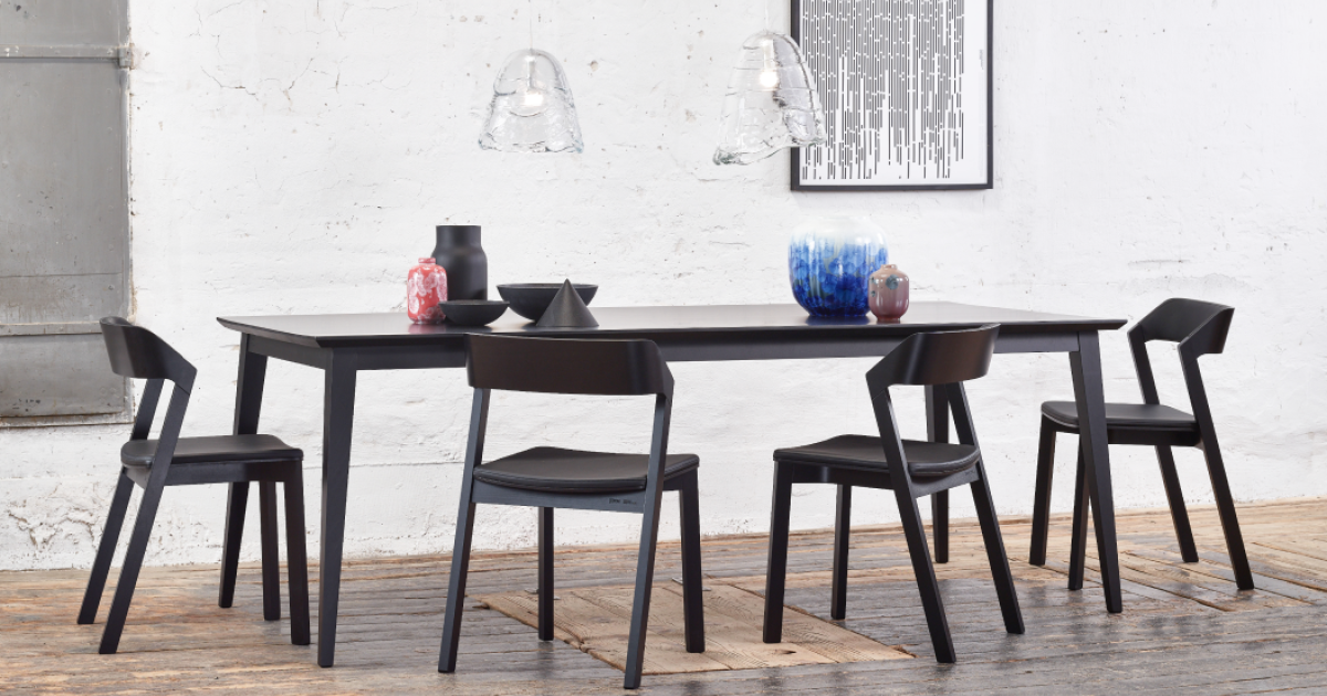 Jylland Table: The Folding Scandinavian | Ton