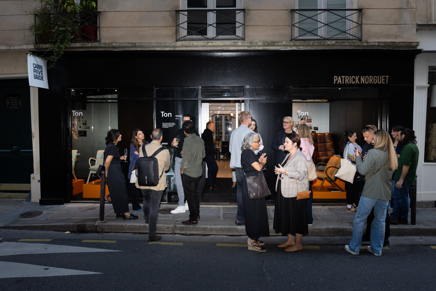 Miesto, kde sa drevo ohýba už 165 rokov | Ton